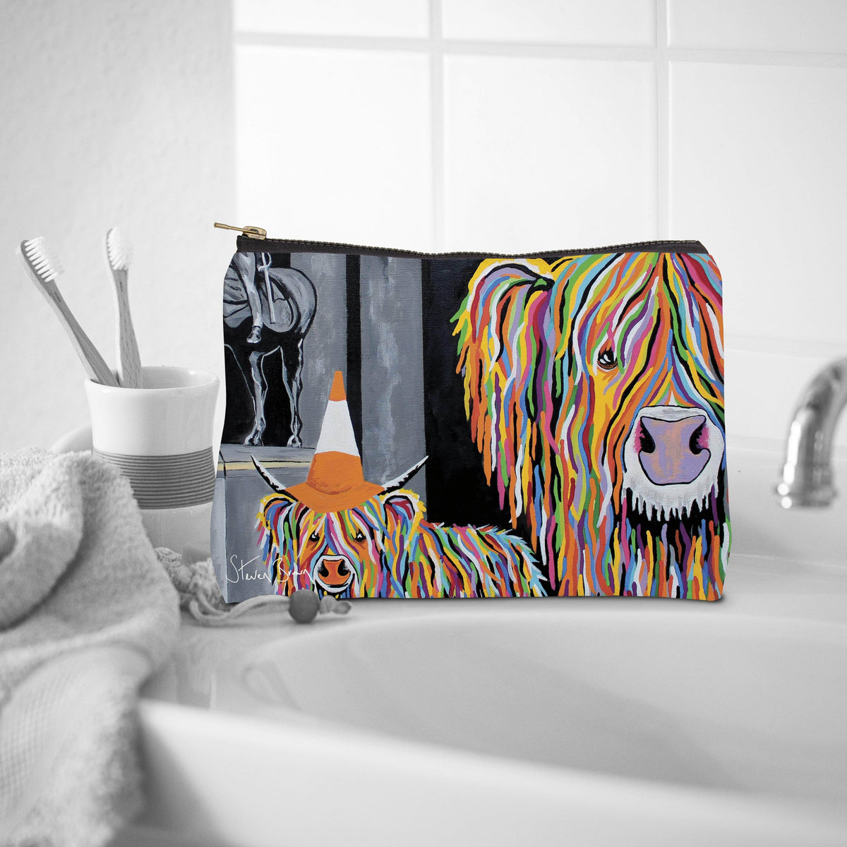 Geordie McCoo & The Wee Yin - Cosmetic Bag | Steven Brown Art